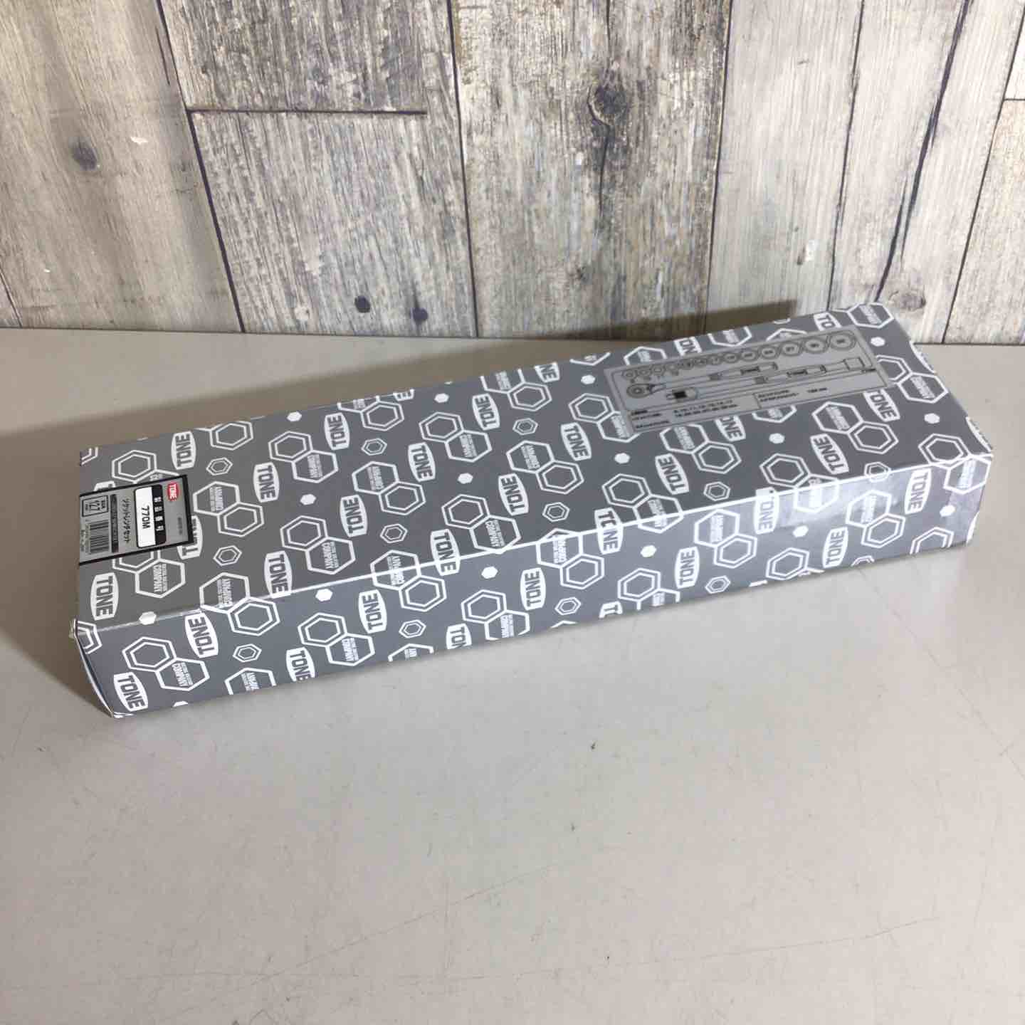 トネ(TONE) ソケットレンチセット 差込角12.7mm(1/2") 770M 内容16点 シルバー【戸田店】 – アクトツールオンラインショップ