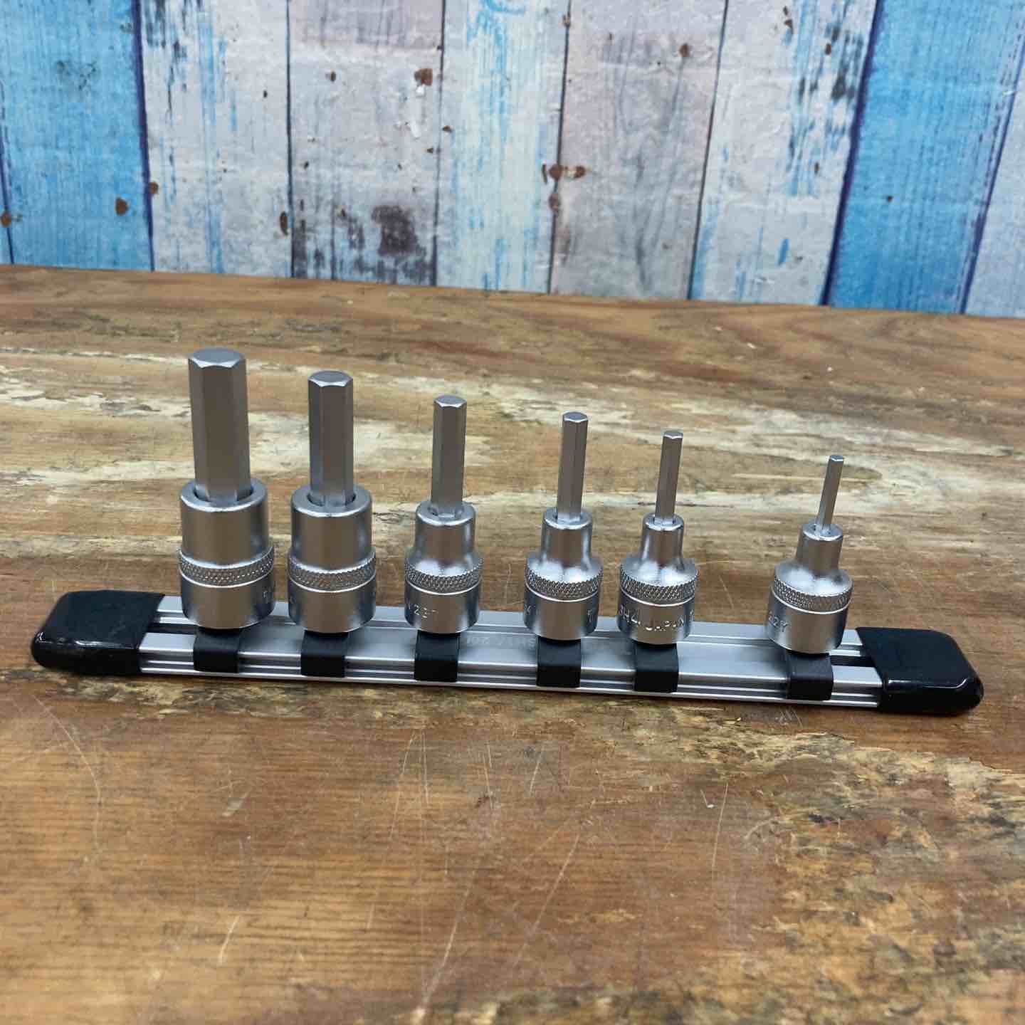 TONE ヘキサゴンソケット6本セット 3H10、3H8、3H6、3H5、3H4、3H3【柏店】 – アクトツールオンラインショップ