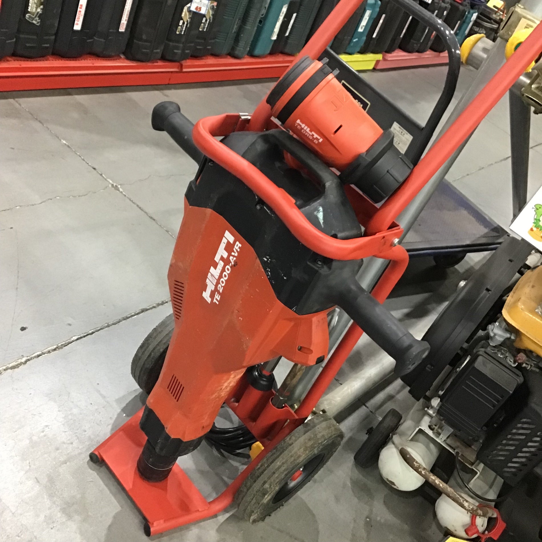 ☆ヒルティ(HILTI) 電動ブレーカー TE2000-AVR【川口店】 – アクトツールオンラインショップ