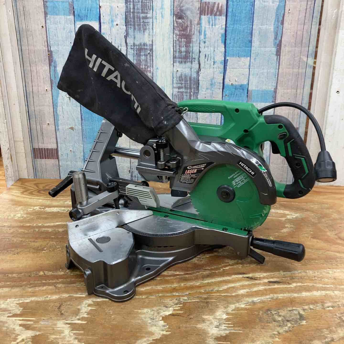 ★ハイコーキ(HIKOKI ※旧:日立工機) コードレス卓上スライド丸のこ C3606DRA(NN)【柏店】 – アクトツールオンラインショップ
